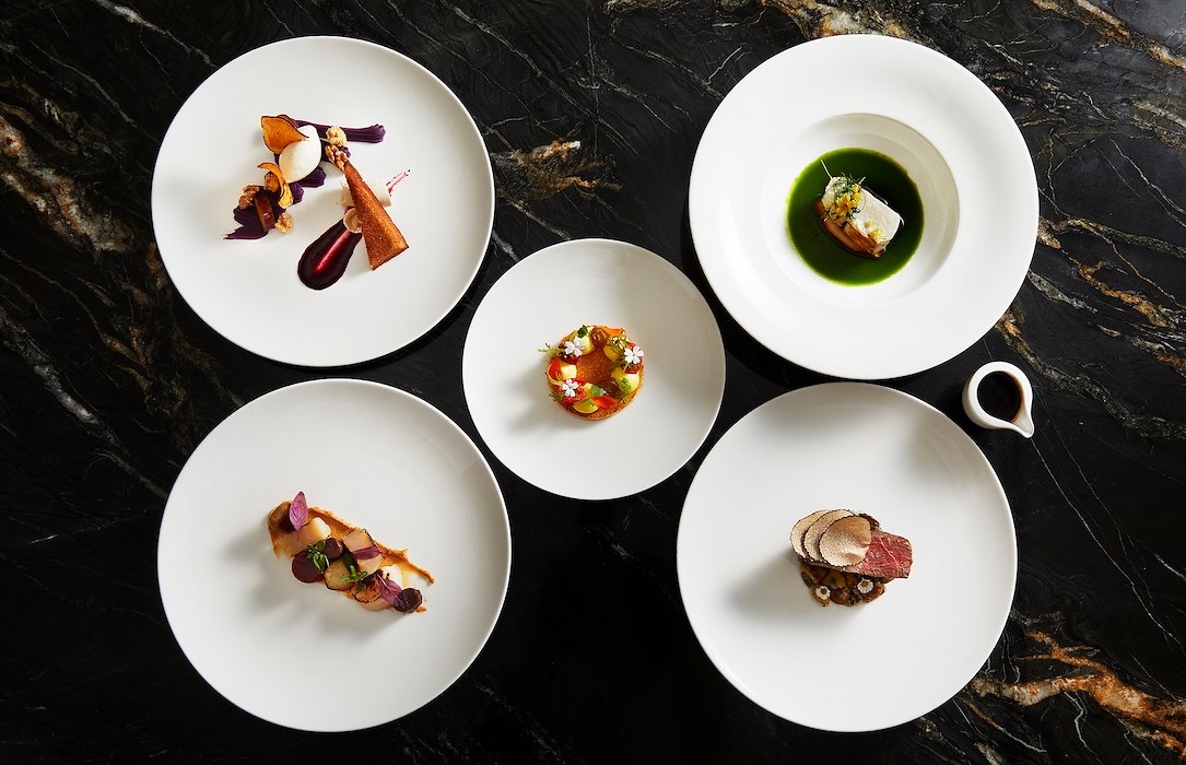 HOME | LUXURY INTERNATIONAL HOTEL RESTAURANT THE BLUE ROOM – THE TOKYO ...